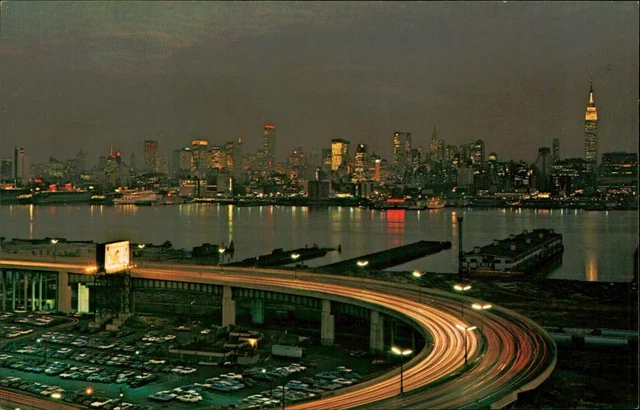 POSTCARD POSTCARD: NYC Skyline at Night £14.44 - PicClick UK