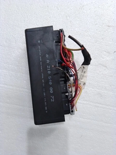 MERCEDES BENZ R170 Slk K40 Engine Management Relay Module A2105400072 ...