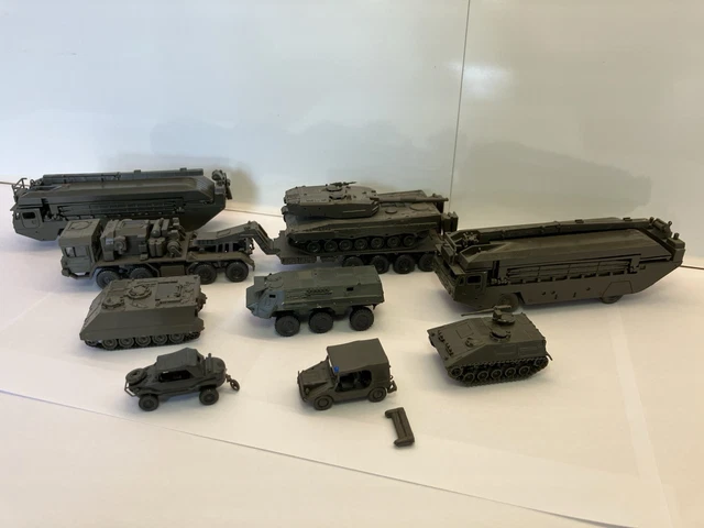 ROCO MILITÄR SET Bundeswehr Military (9 Modelle) EUR 45,00 - PicClick DE