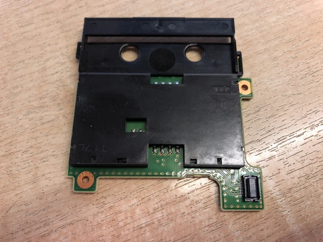 FUJITSU LIFEBOOK P701 P702 Carte à Puce Smart Carte Prise Board ...
