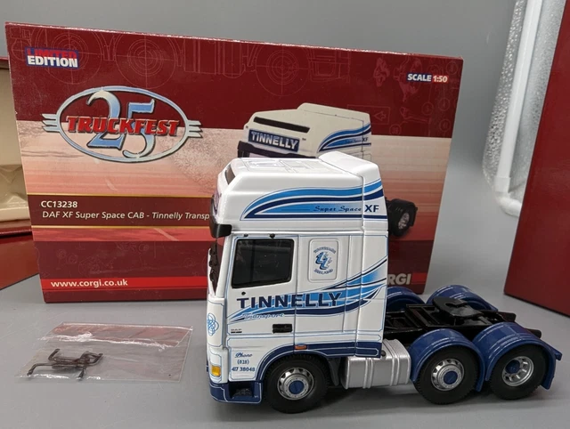 MODELLAUTOS 1:50 CORGI CC13238 DAF XF Super Space CAB LKW Tinnelly ...
