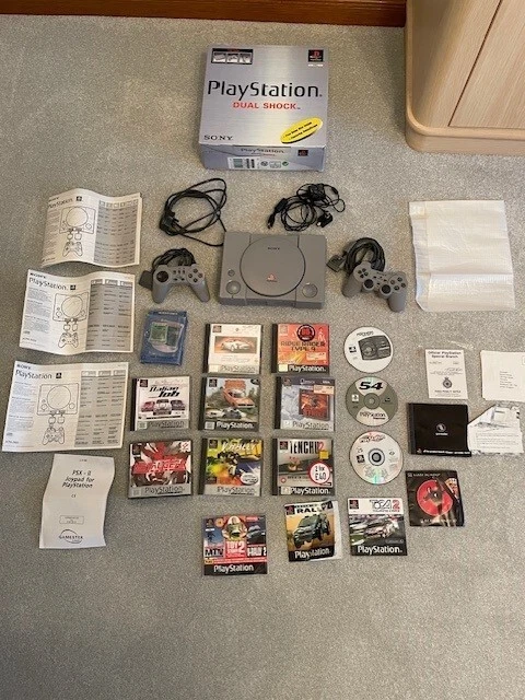 SONY PLAYSTATION PS1 c/w Games, 2 x Controllers and Original Box £84.00 ...