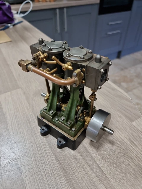 A FINE VINTAGE Stuart Turner D10 Twin Cylinder Live Steam Engine £595. ...