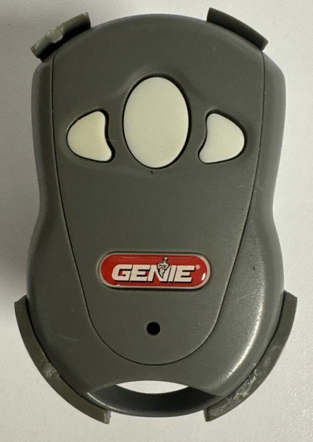 GENIE THREE BUTTON garage door and gate remote opener GICT 390 $25.00 ...