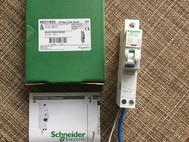 SCHNEIDER RCBO 32 Amp 30mA Type C 32A Acti9 iC60H Merlin Gerin A9D11832 £24.63 - PicClick UK