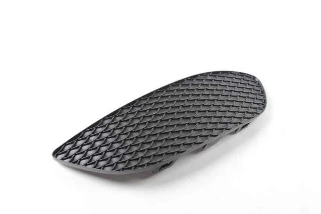 MERCEDES-BENZ C-CLASS W205 Front Bumper Left Grille A2058850723 2016 ...