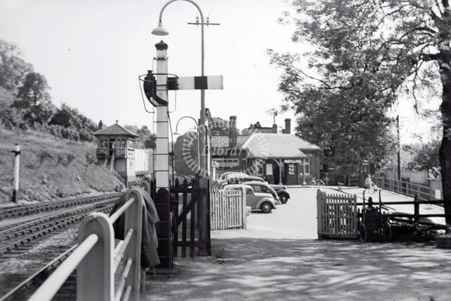 PHOTO BR BRITISH Railways Station Scene - CHESHAM GOODS YARD 1958 £1.99 ...