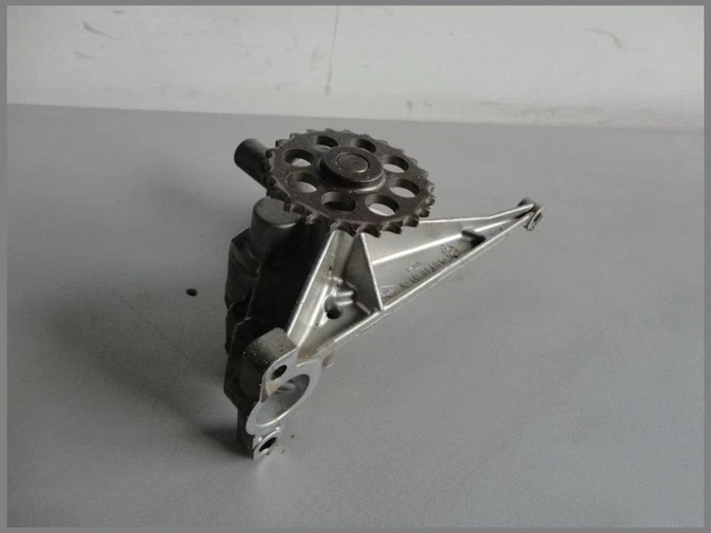 MERCEDES BENZ W220 W215 V8 Ölpumpe Pumpe ÖL 1131810001 M113 Motor ...