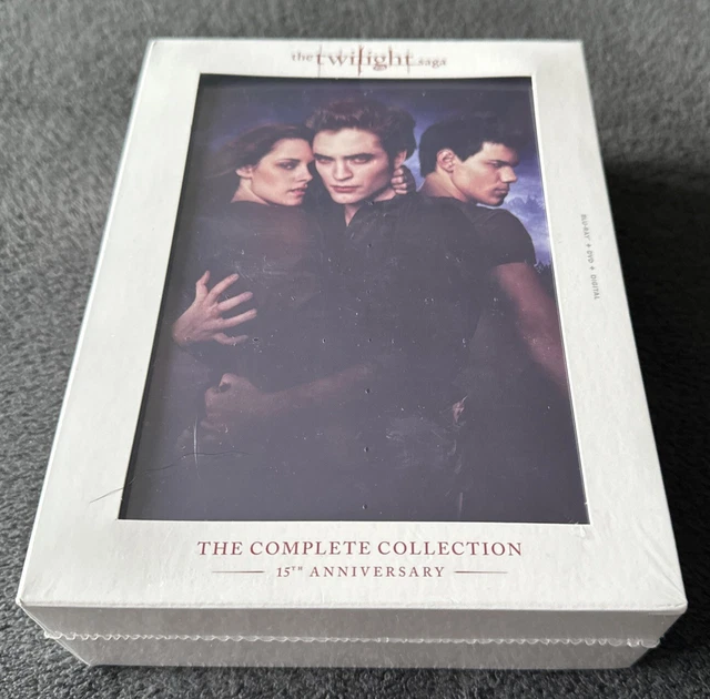 THE TWILIGHT SAGA 15th Anniversary Complete Collection Blu-ray + DVD ...