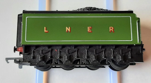 TRIANG HORNBY FLYING Scotsman Model Train Chuff Chuff Corridor Tender £ ...