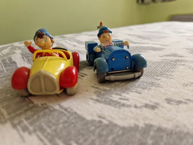 CORGI NODDY IN Toyland Series Noddy His Car And Mr Sparks Blue Pick Up ...