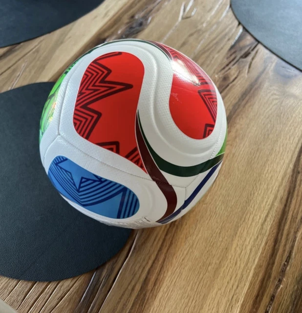 ADIDAS FIFA WM 26 Ball Trionda 2026 Fußball Trainingsball Neu EUR 26,00 ...