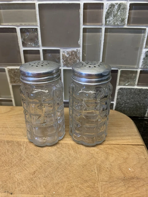 VINTAGE ANCHOR HOCKING Clear Waffle Glass Salt & Pepper Shakers ...