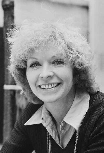 ENGLISH ACTRESS SUSANNAH York 1978 OLD PHOTO $9.00 - PicClick AU