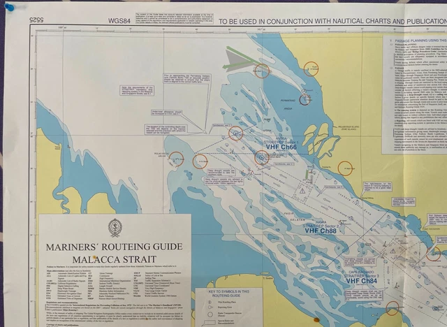 AMIRAUTÉ 5525 MARINERS Routeing Guide Malacca Strait Carte Vintage ...