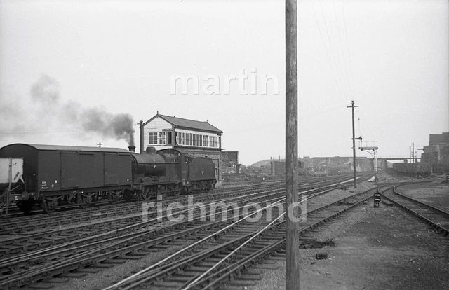 WHITEHAVEN BRANSTY SIGNAL Box 4F 0-6-0 44035 31.7.63 35mm Railway ...