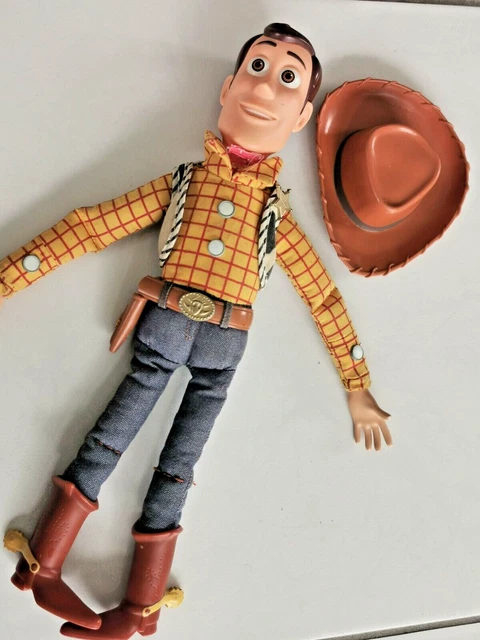 FIGURINE JOUET PARLANT anglais Woody shérif Toy Story 39 cm EUR 12,00 ...