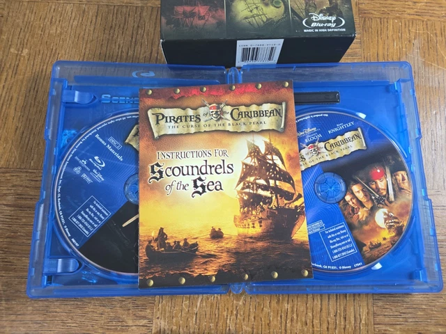 DISNEY PIRATES OF the Caribbean 3-Movie Hi-Def Blu-ray Collection Box ...