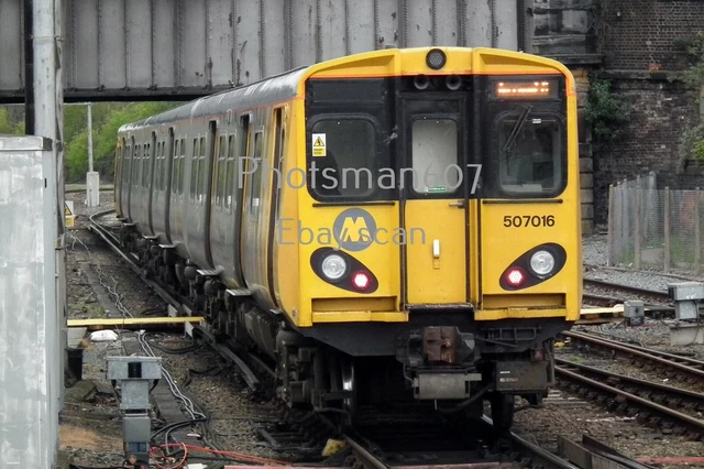 CLASS 507 507016, 3 car EMU, in MerseyRail Silver at Chester £0.75 ...