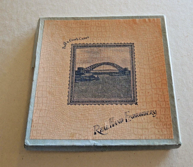 1930S SYDNEY HARBOUR BRIDGE SOUVENIR EMBROIDERED PUFF & COMB CASES ...