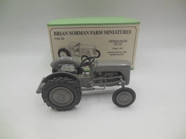 BRIAN NORMAN FARM Miniatures FM02 Ferguson TE20 1:32 Scale Made in ...
