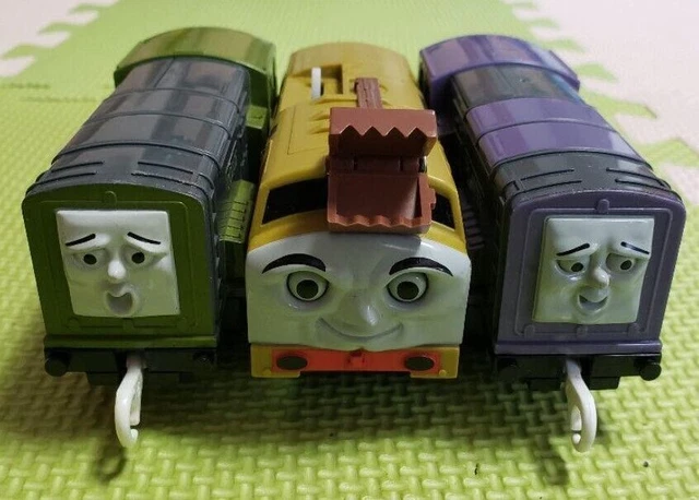 THOMAS & FRIENDS TOMY Plarail Trackmaster Dodge & Splatter & Diesel 10 ...