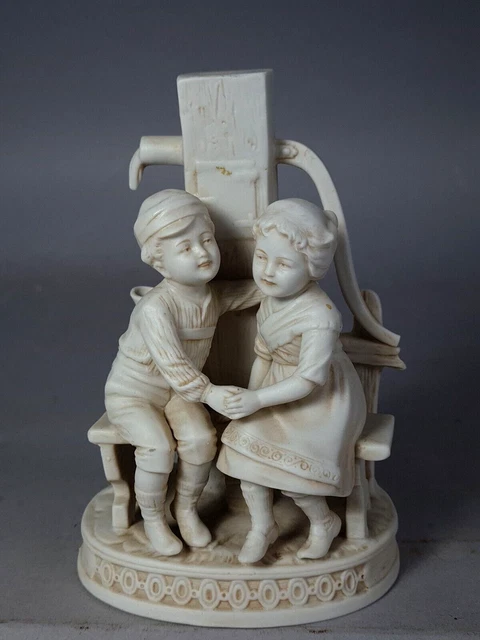 ANCIEN BISCUIT COPIN & copine près d'un puit Allemangne début 1900 ...