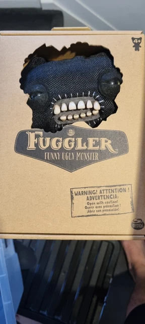 BLACK BAT 'CHASE' Rare Fuggler Count Fuggula Glow-In-The-Dark Teeth £ ...