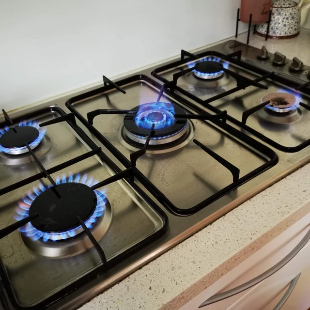 TECHNIKA DL5GTC-2 S/S 5 Gas Burner Cooktop 90cm Stainless Steel $15.00 ...