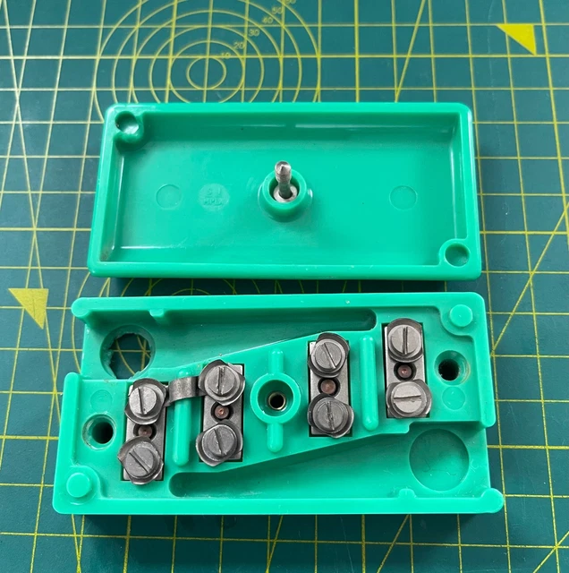 VINTAGE GPO TELEPHONE Junction Box BT 20/4 - Green £41.03 - PicClick UK