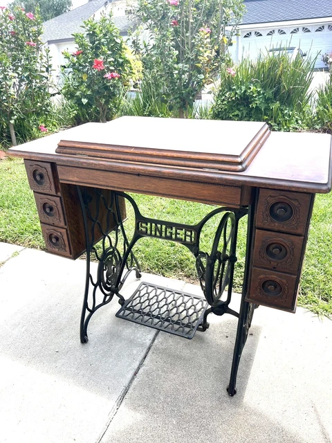 ANTIQUE SINGER SEWING Machine W/ Original Table And Antique Chair $600. ...