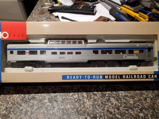 WALTHERS HO 932-16483 Budd Dome Coach VIA RAIL £39.72 - PicClick UK