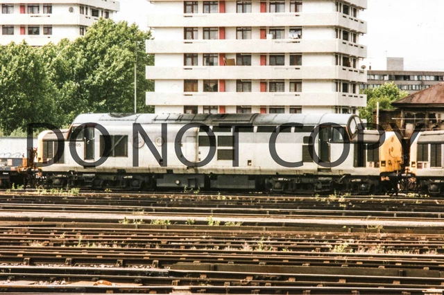 UK DIESEL TRAIN Railway Photograph Of Class 37 37605 Loco. Rm37-1497 £1 ...