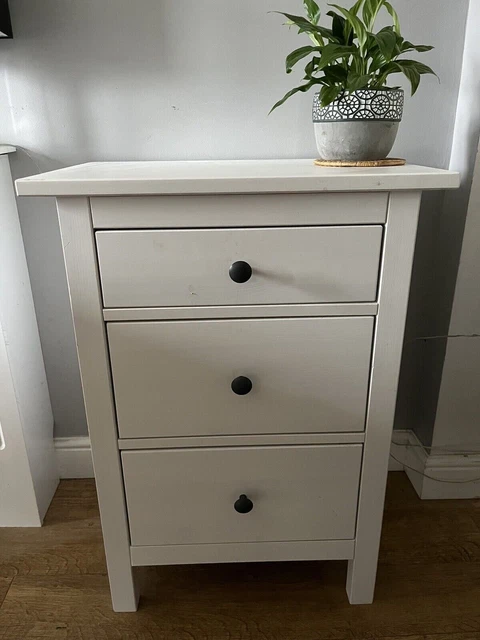 IKEA HEMNES BEDSIDE table / chest of 3 drawers £95.00 - PicClick UK