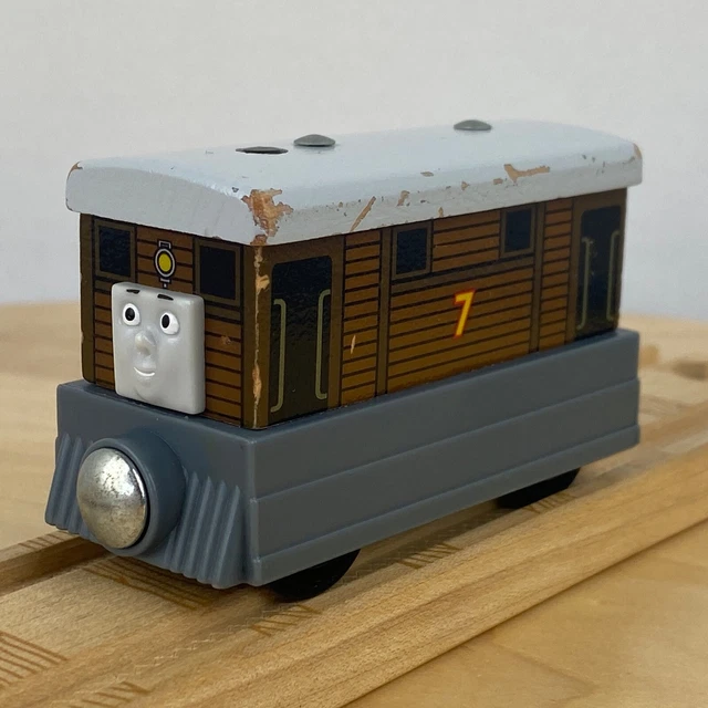 THOMAS THE TANK Engine - Mattel (2012) Wooden Engine - TOBY the Tram ...