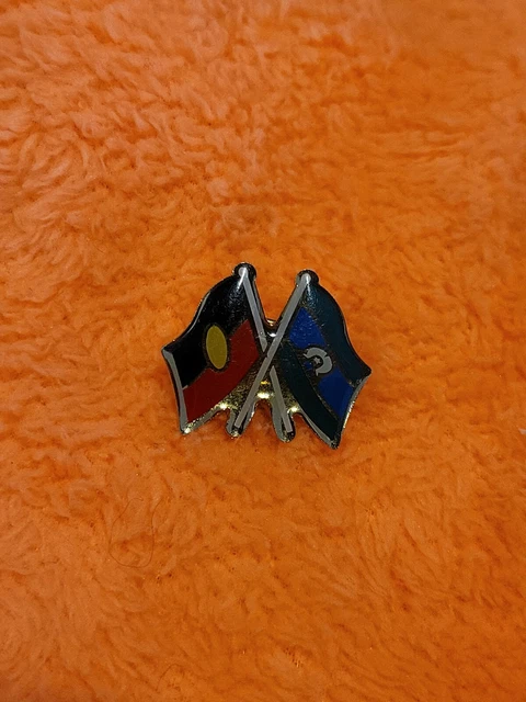 ABORIGINAL & TORRES Strait Islands Enamel Gold Flag Australia Shape ...