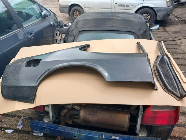 FORD CAPRI MK2 MK3 O/S Rear QuarterNew Genuine Ford 3.0S 280 2.8i ...