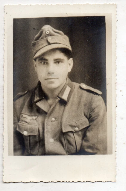 ORIGINAL GERMAN WW2 photograph soldier portrait - 14x9 cms ...