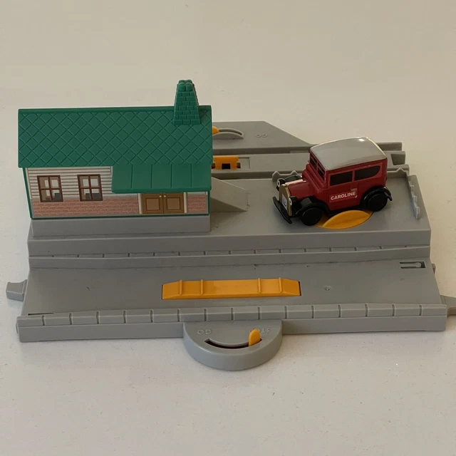 THOMAS THE TANK ENGINE Trackmaster CAROLINE Stop Go Dual Station Road ...