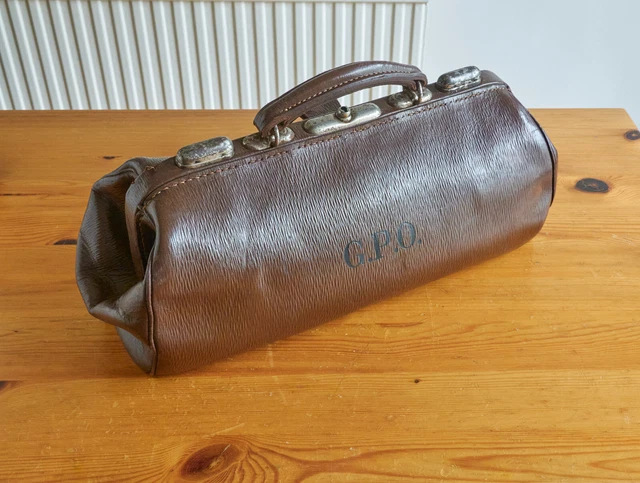 VINTAGE GPO ENGINEERS Gladstone type leather tool bag from 1960's £47. ...