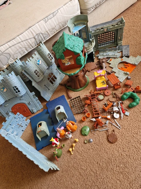 DISNEY HEROES FAMOSA Robin Hood Prince Johns Castle, Treehouse ...