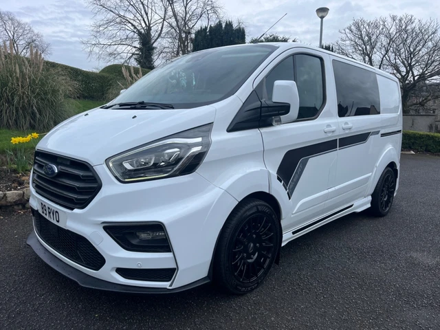 FORD TRANSIT CUSTOM, Crew Cab, MS-RT, 2019, 19-reg, White, 6 Seater. £ ...