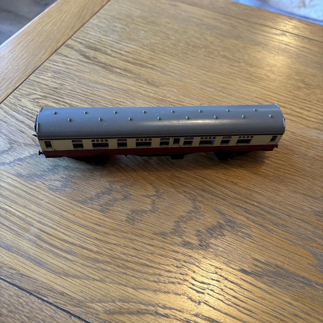 TRIANG BRITISH RAIL Coach M24001 £10.00 - PicClick UK