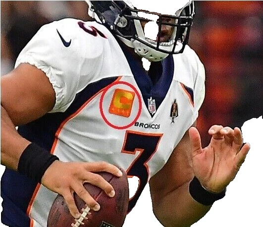 2023 STAGIONE DENVER Broncos Qb Russell Wilson Capitani 4- ⭐⭐⭐⭐ Stella Adesivo EUR 16,82 ...