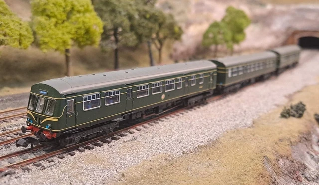 GRAHAM FARISH CLASS 101 DMU 3-car set BR green N Gauge DCC fitted £75. ...