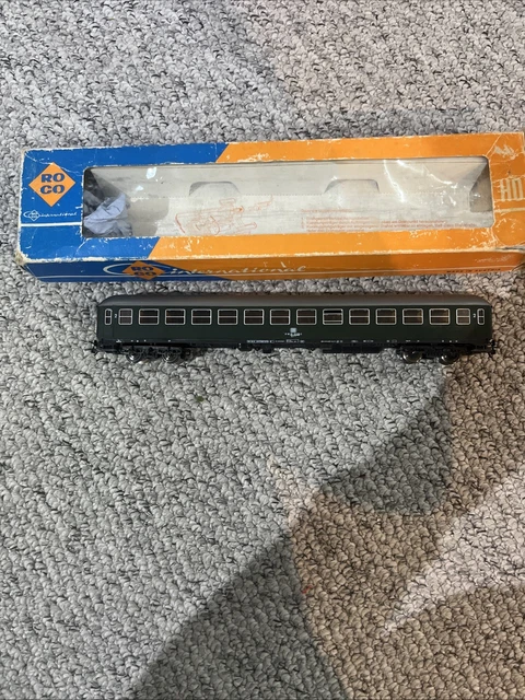 ROCO 4288 DB Green 2nd Class Coach HO Scale £10.00 - PicClick UK