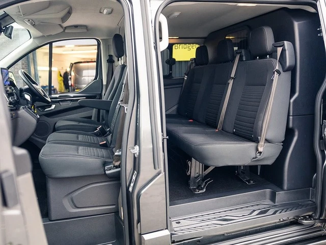 FORD TRANSIT CUSTOM 320 EcoBlue Limited Combi Van Diesel Automatic £ ...