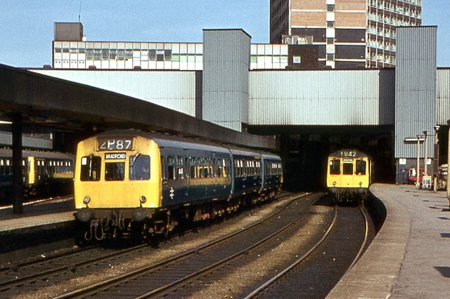 BRITISH RAIL CLASS 111 DMU Leeds 1972 Rail Photo £2.70 - PicClick UK