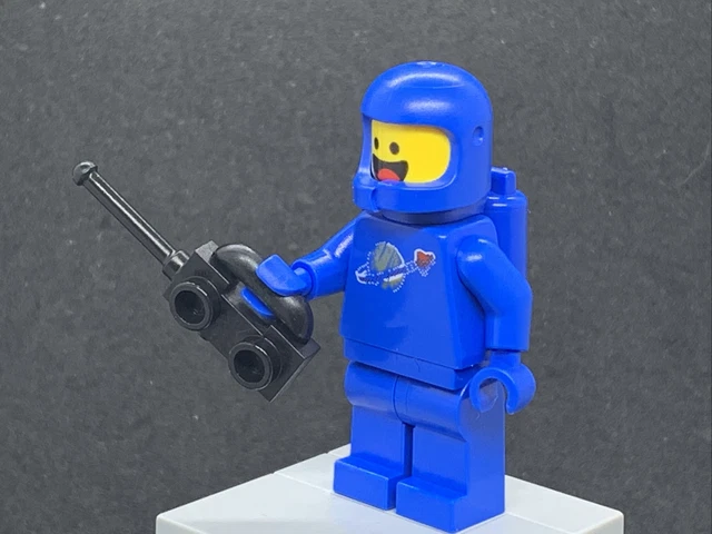 LEGO BENNY - Smile / Scared Minifigure The LEGO Movie 2 tlm107 Set ...
