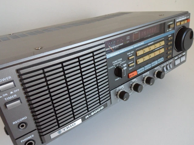 KENWOOD (TRIO) R-2000 Hf Communications Receiver..........radio_Trader ...